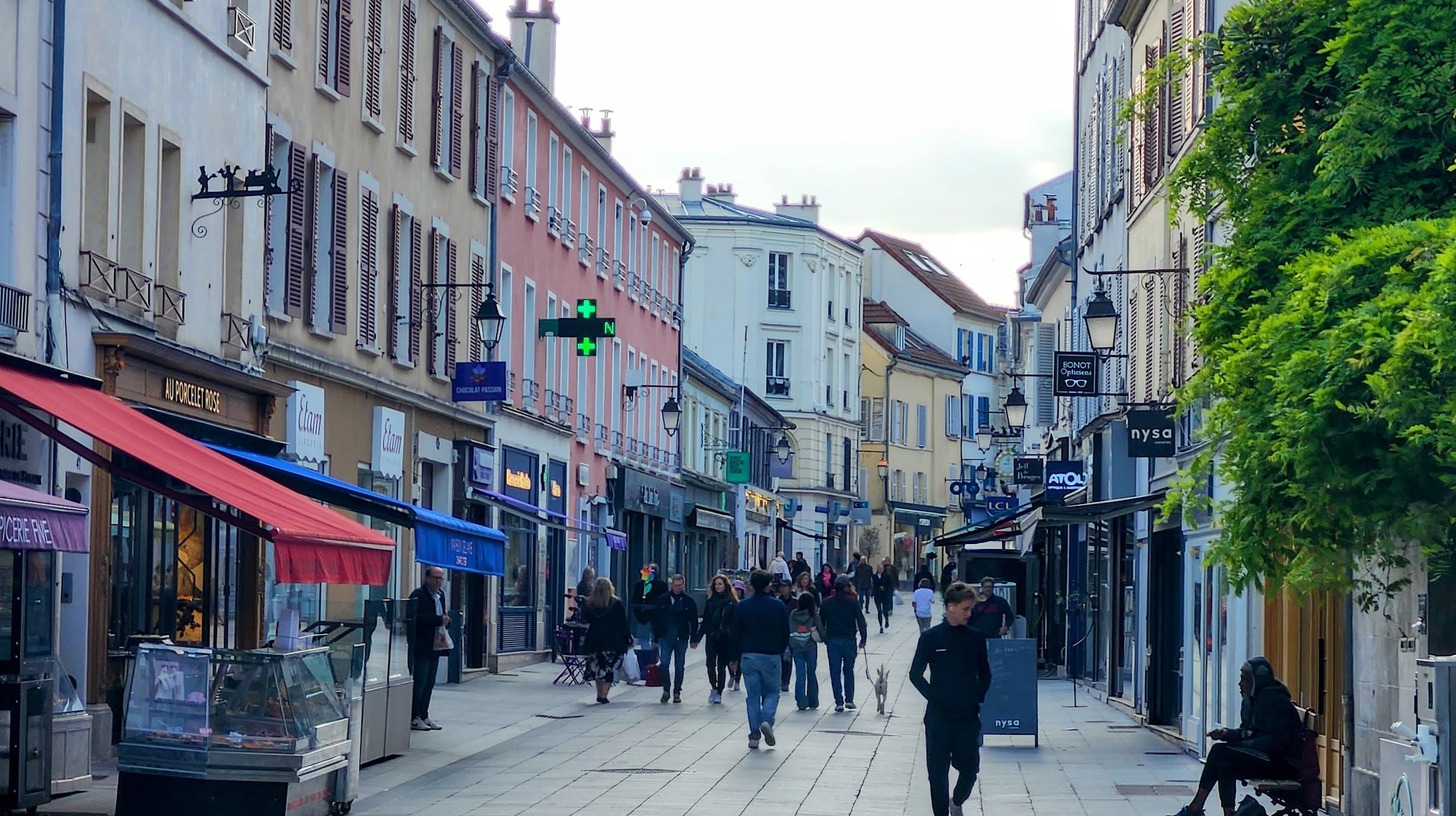 Sceaux : la rue Houdan piétonne souffle ses 50 bougies - Antony et vous